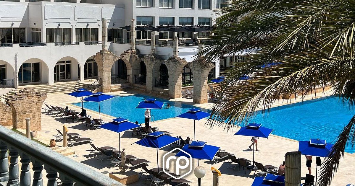 Accès piscine NEPTUNE pour une journée - Golden Carthage Tunis | Resaprivee